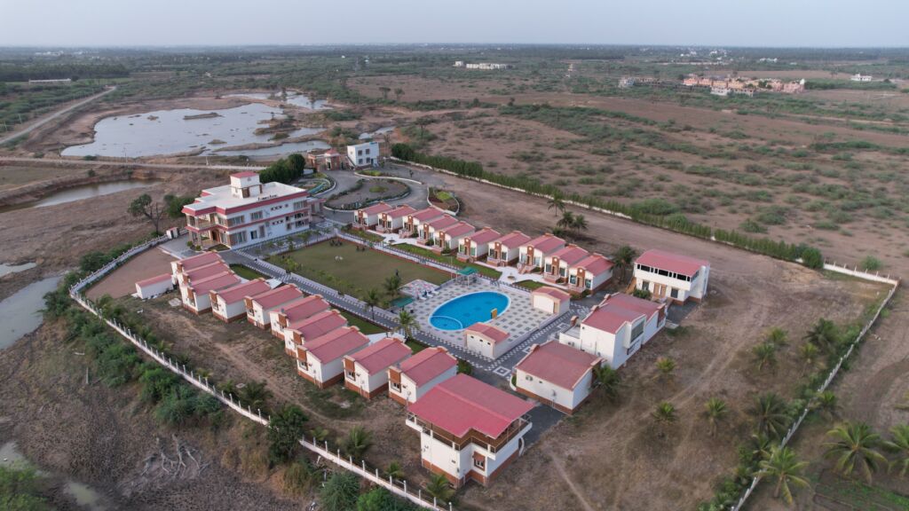 HOME - FLAMINGO CLUB & RESORT